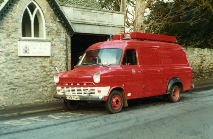 Fire Engines Photos - Ford Transit XYB514H