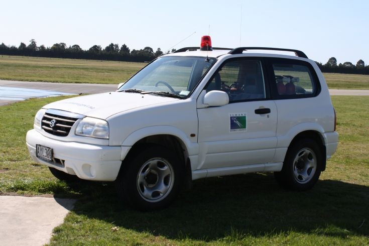 Fire Engines Photos - New Zealand Suzuki AYL300 Timaru Airport