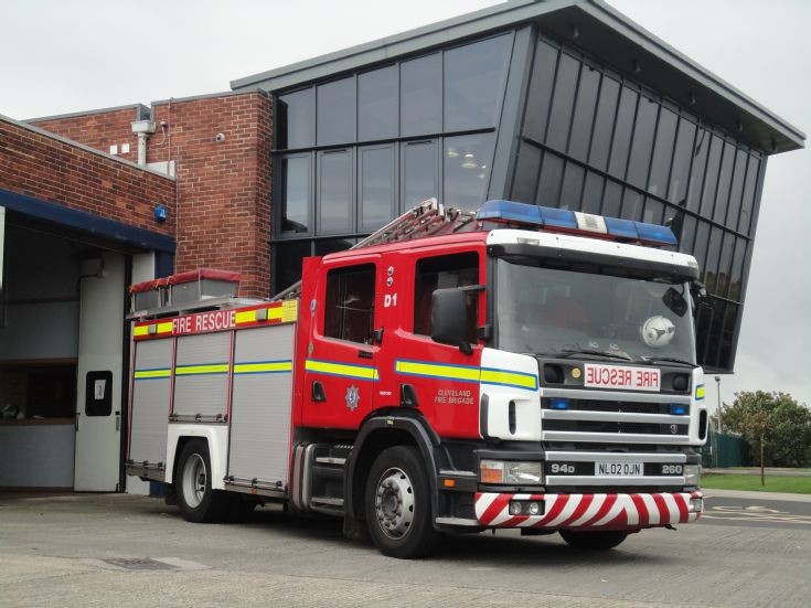 Fire Engines Photos - delta 1 redcar station Scania NL02OJN