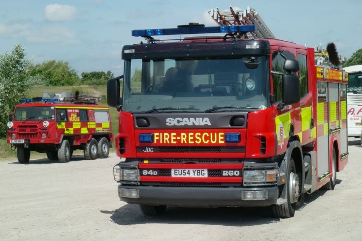 Fire Engines Photos - burnham-on-crouch,pinzgauer and pump.