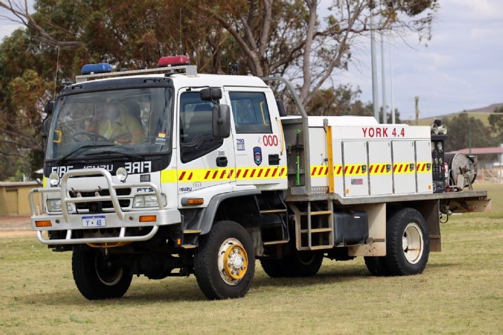 Fire Engines Photos - Western Australia Volunteer Emergency Service