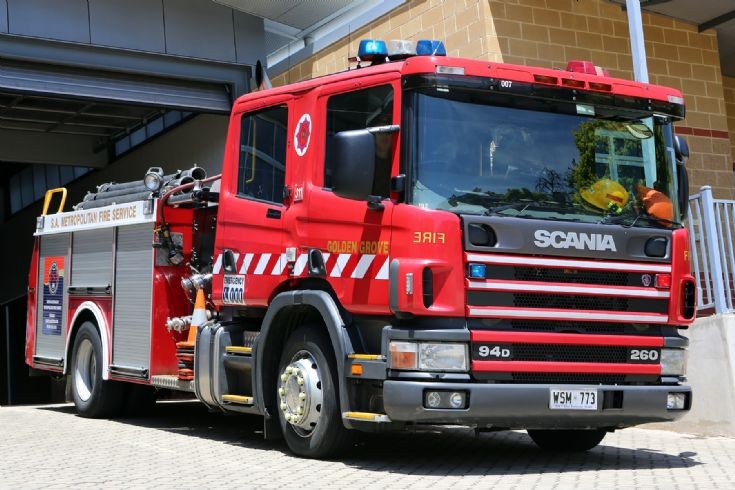 Fire Engines Photos - South Australia Metropolitan Fire Service Scania