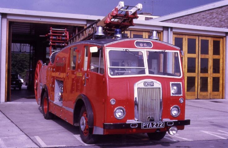 Fire Engines Photos - PYA 272 Dennis Pump Escape