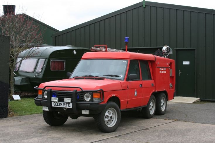 Fire Engines Photos - Range Rover 6x4 Fire Engine