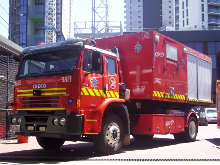 Fire Engines Photos - MFB Station 38 POD truck