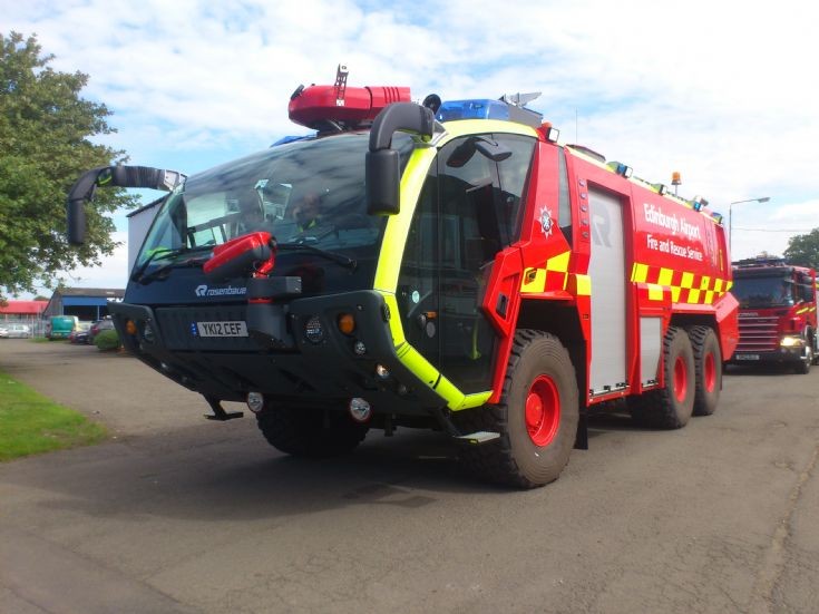 Fire Engines Photos - Edinburgh Airport YK12CEF Rosenbauer