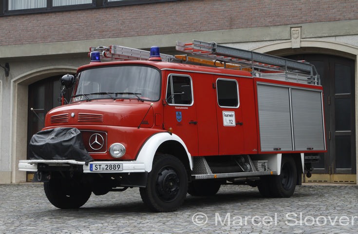 Fire Engines Photos - Feuerwehr Lengerich Mercedes Lentner KatS