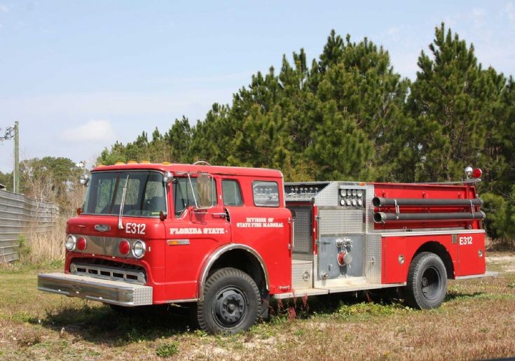 Fire Engines Photos - Ford C series oldtimer