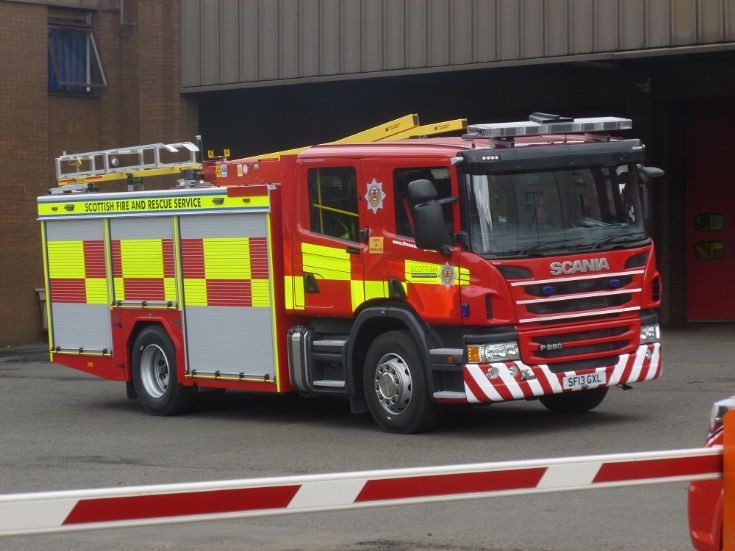 Fire Engines Photos - SF13GXL Scania Scottish Fire Rescue