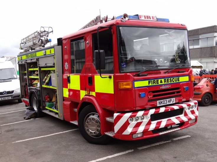Fire Engines Photos - Durham & Darlington Dennis Sabre