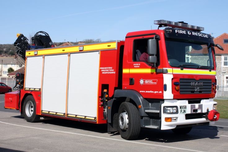 Fire Engines Photos - MAN Rescue Tender Avon WY58FJN