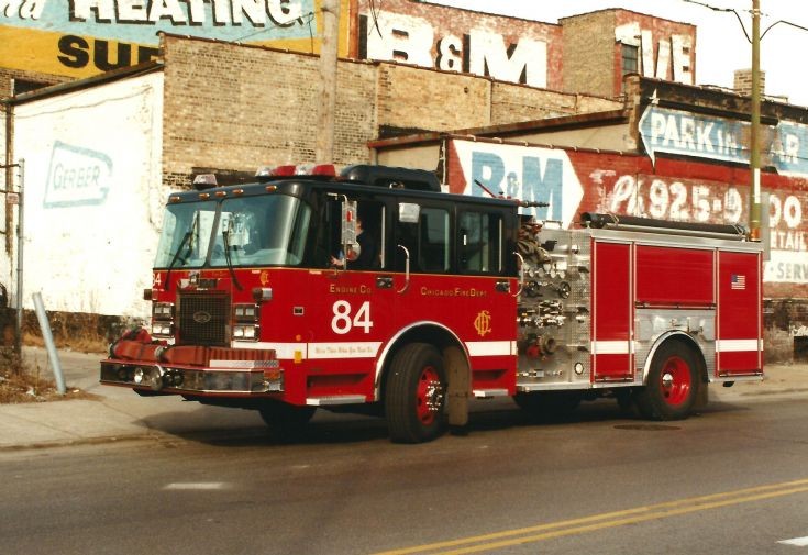 Fire Engines Photos - Chicago Fire Department E-84 Spartan/Luverne