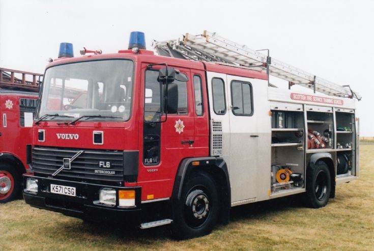 Fire Engines Photos - SFSTS Volvo WRL