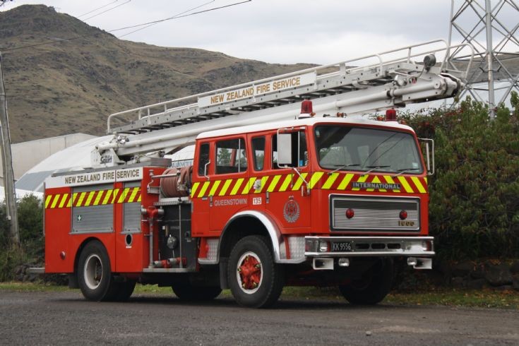 Fire Engines Photos - New Zealand International KK9556