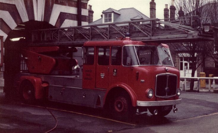 Fire Engines Photos - AEC Merryweather TL CBY 1