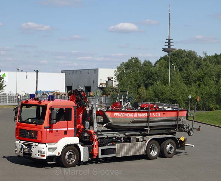 Fire Engines Photos - MAN WLF Feuerwehr Munster Germany
