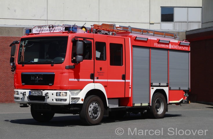 Fire Engines Photos - Berufsfeuerwehr Munster MAN HLF