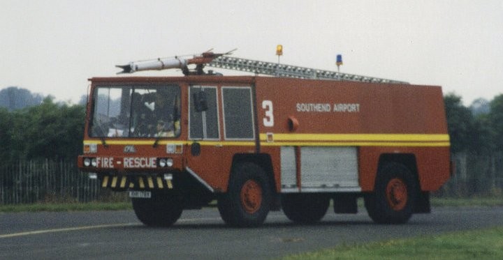 Fire Engines Photos - Southend Airport CrT CFE
