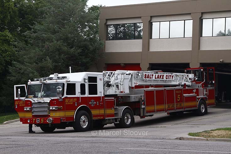 Fire Engines Photos - Truck 5 Pierce Tiller Truck SLCFD