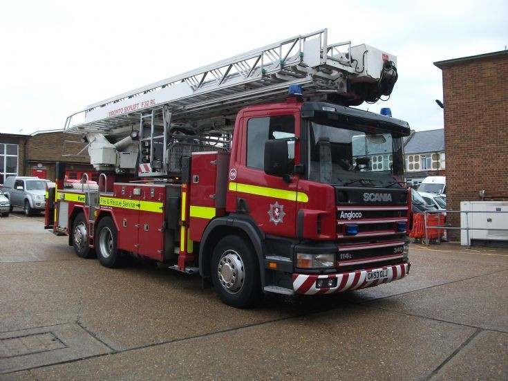Fire Engines Photos - KF&RS Scania ALP GK53GLJ