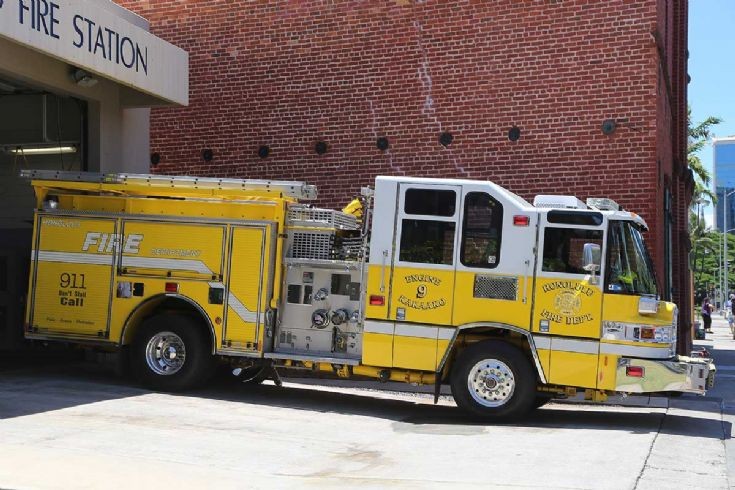 Honolulu FD Engine 9