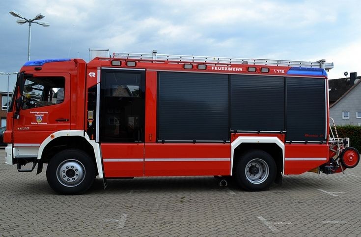 Fire Engines Photos - New LF 20 of the Ff Kirchohsen.