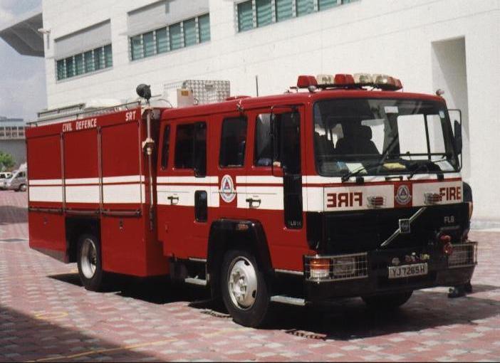Fire Engines Photos - Singapore Volvo SRT