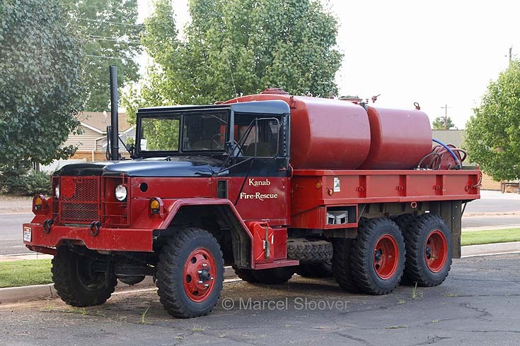 Fire Engines Photos - Kanab Fire-Rescue tanker