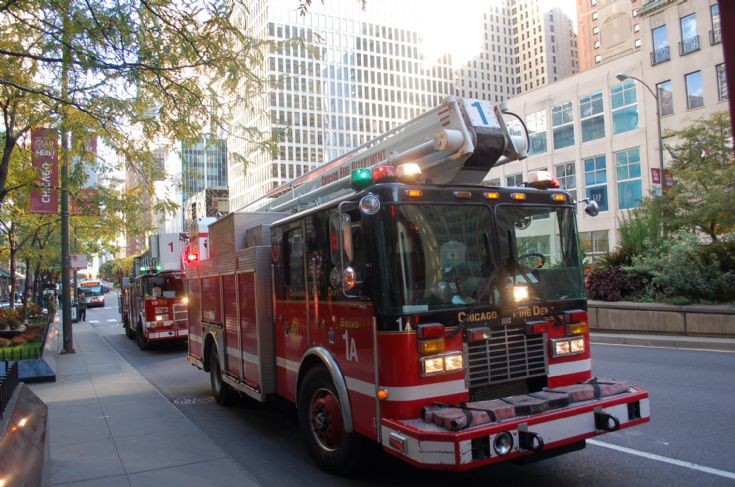 Fire Engines Photos - Squad 1A, Michigan Ave, Chicago