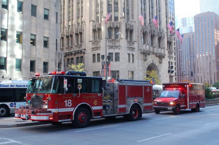Fire Engines Photos - Engine Co 18, Michigan Ave, Chicago