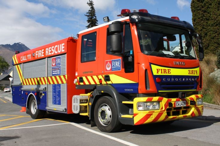 Fire Engines Photos - New Zealand Iveco
