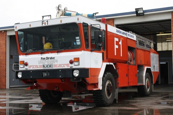 Fire Engines Photos - New Zealand Unipower
