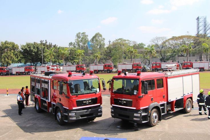 Fire Engines Photos - BFP Rosenbauer Firetrucks