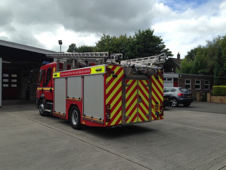 Fire Engines Photos - GMFRS Ramsbottom PO11AVF