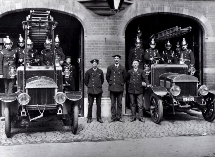 Fire Engines Photos - Oxford Fire Station 1920's