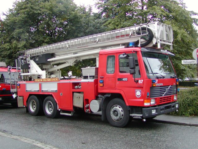 Fire Engines Photos - Bergen ALP