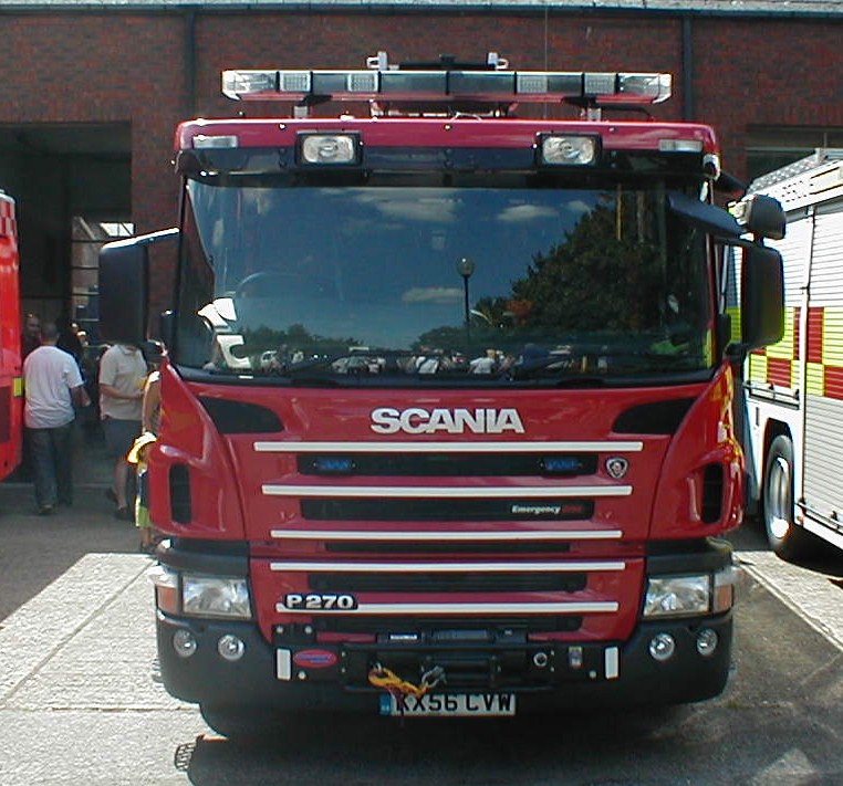Fire Engines Photos - Buckinghamshire's New Rescue Pump