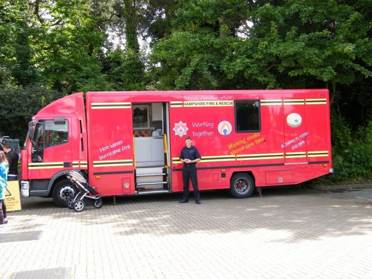 Fire Engines Photos - Hants Schools Unit
