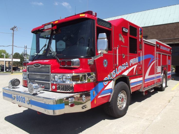 Fire Engines Photos - Okolona Pierce Quantum
