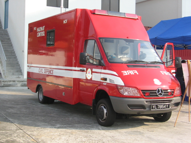 Fire Engines Photos - SCDF Hazmat Control Vehicle HCV992