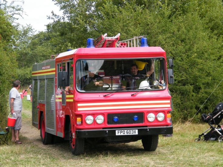 Fire Engines Photos - Portchester HCB Angus