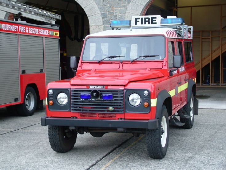 Fire Engines Photos - Land Rover operational support unit