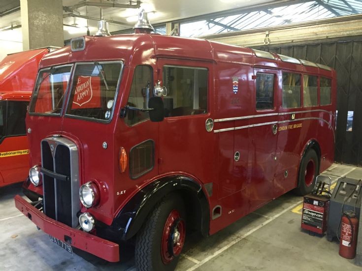 Fire Engines Photos - Maudslay Merryweather Emergency Tender