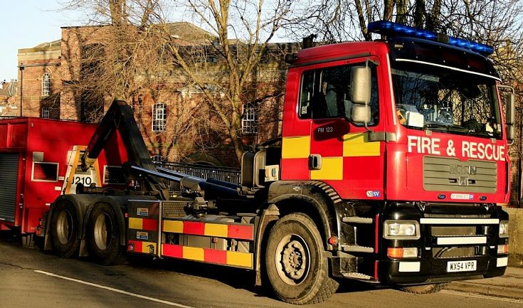 Fire Engines Photos - West midlands fire and rescue service in York