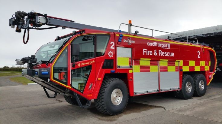 Fire Engines Photos - Cardiff Airport Oshkosh Global Striker
