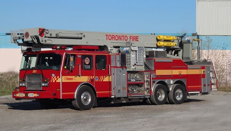 Fire Engines Photos - Toronto, ON - Tower 333
