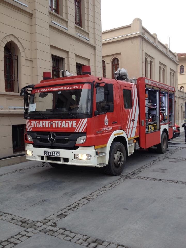 Fire Engines Photos - First Response Truck