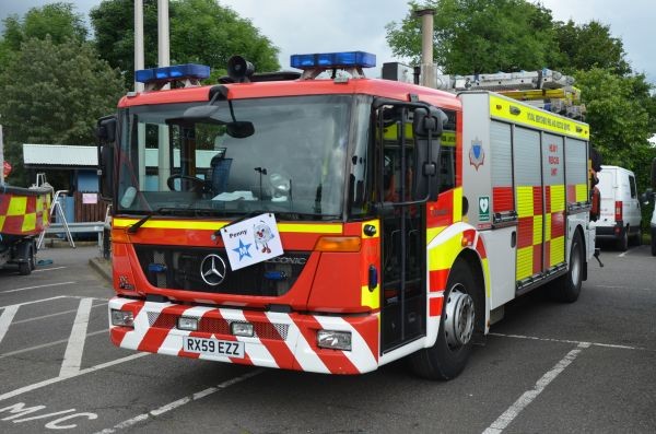 Fire Engines Photos - Material truck