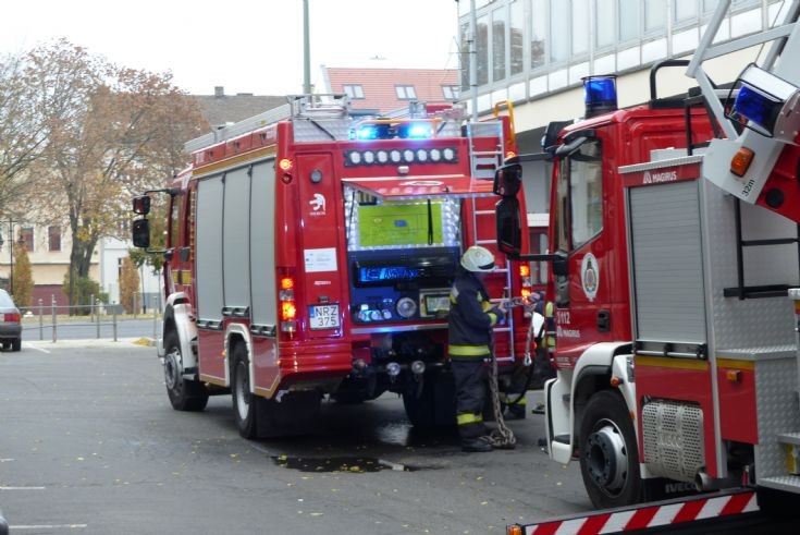 Fire Engines Photos - Raba R16