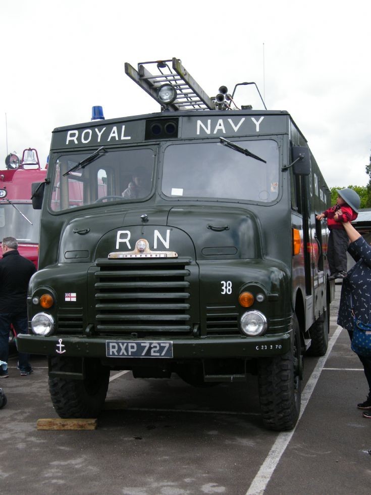 Fire Engines Photos - Royal Navy Bedford Green Goddess